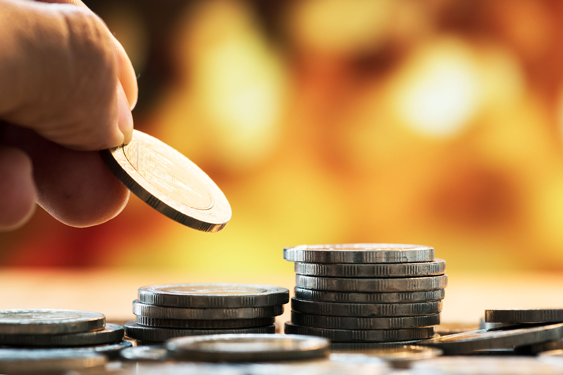 A theory of debt accumulation and deficit cycles | Antonio Mele
